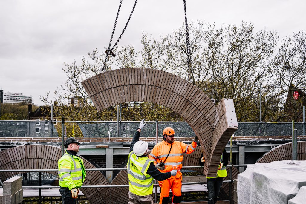NEWS | IG Masonry Support shapes landmark Lambeth Mission with Brick ...